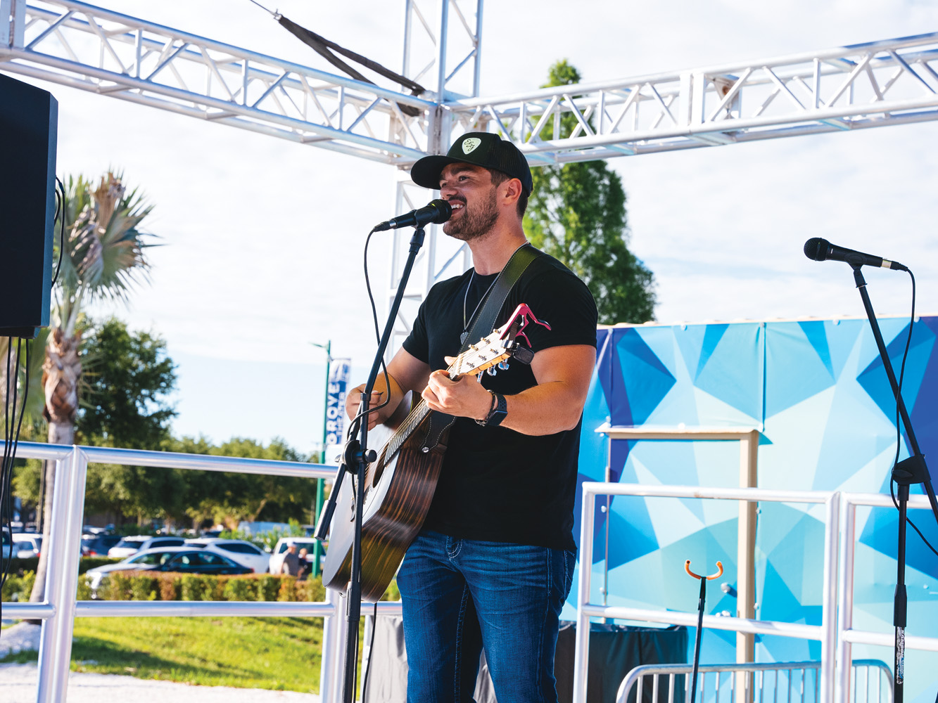 Thousands Flock To KRATE Opening! (Photo gallery, too!) — Neighborhood News