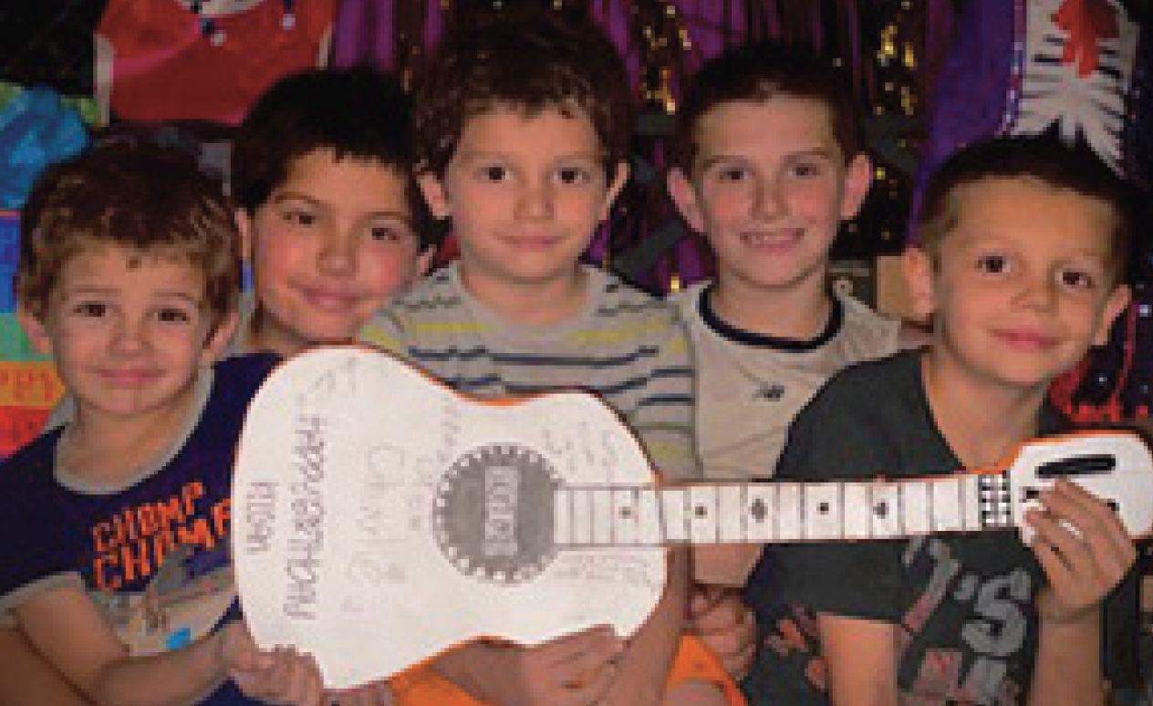 Mother Of Four Kayla Long Needs A New Kidney To Keep Singing ...