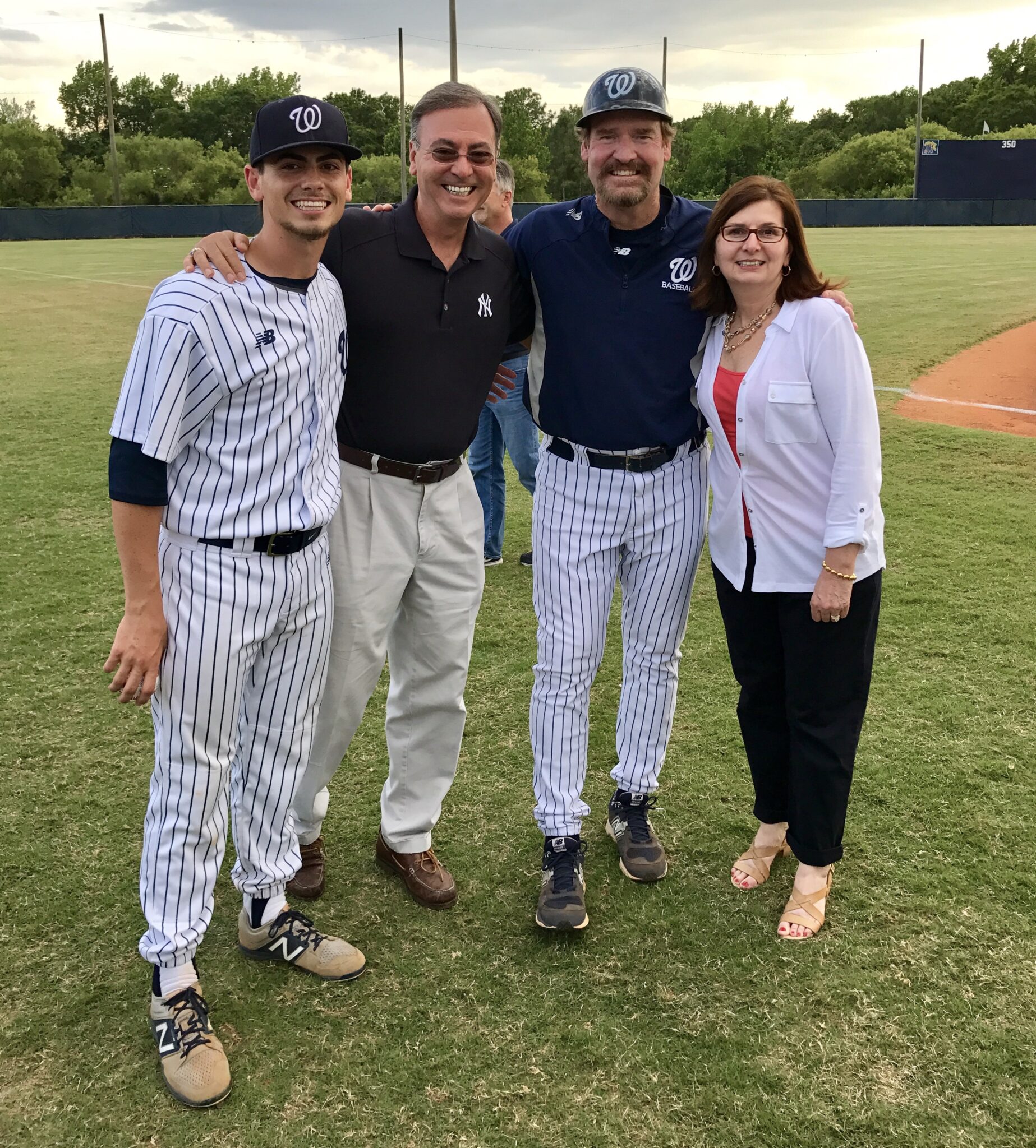 BASEBALL HALL OF FAMER WADE BOGGS ENDORSES FELLOW NEW TAMPA RESIDENT ...